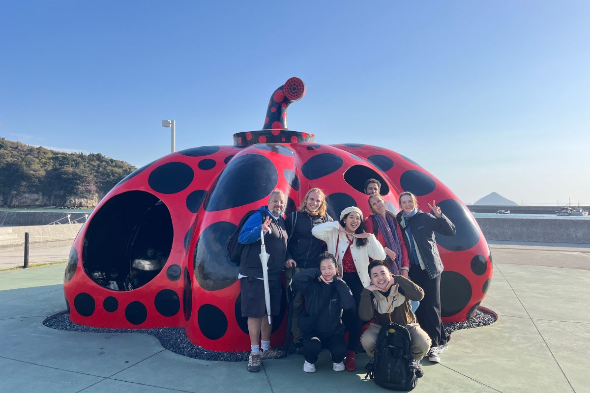 Day trip to Naoshima Island - Nomad Kotohira